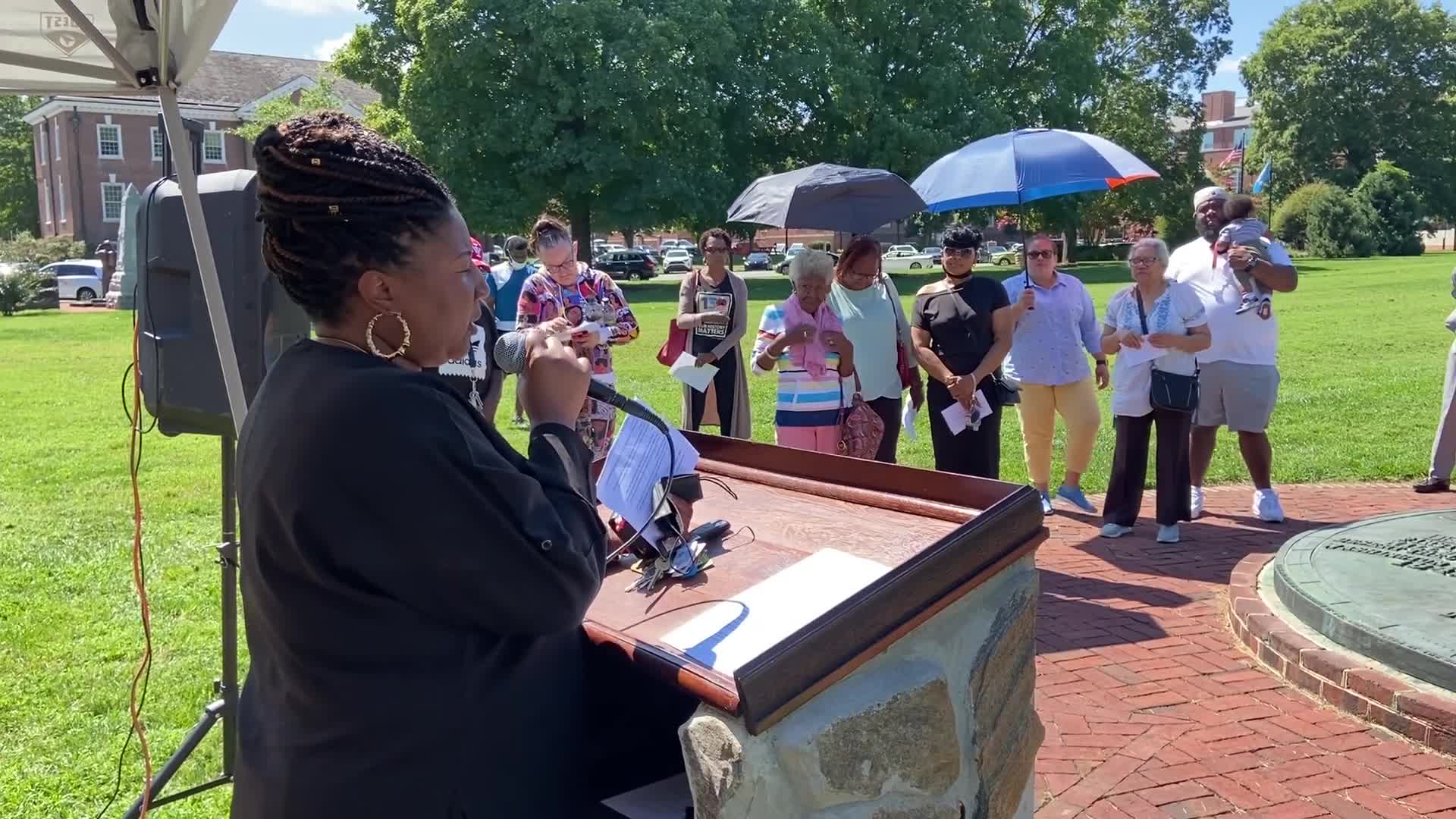 Photos: Community gathers in Dover to pray for world peace | Bay to Bay ...